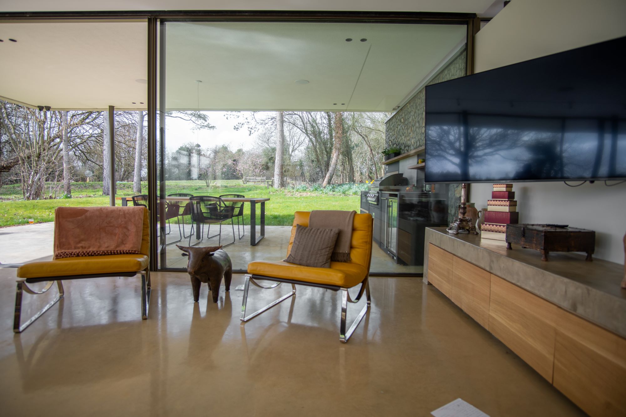 Outdoor Kitchen at Clayworth Cottage, Grand Designs | Grillo Outdoor ...